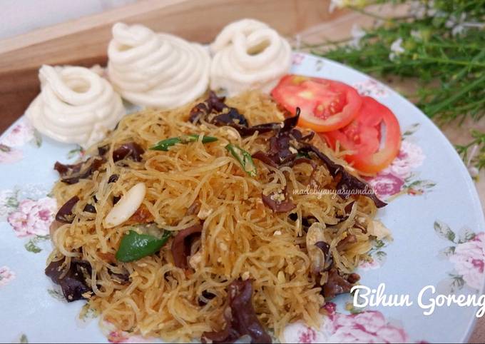 Resep Bihun goreng simple oleh Anya Syamdah - Cookpad