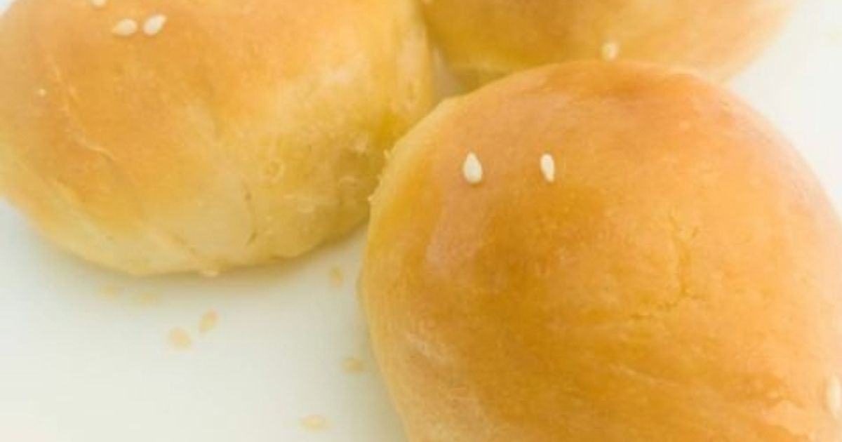 Pav Bun Recipe by Bharti Laungani - Cookpad