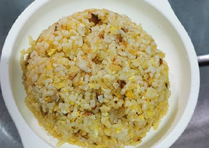 Resep Garlic butter fried rice oleh Devina HW - Cookpad