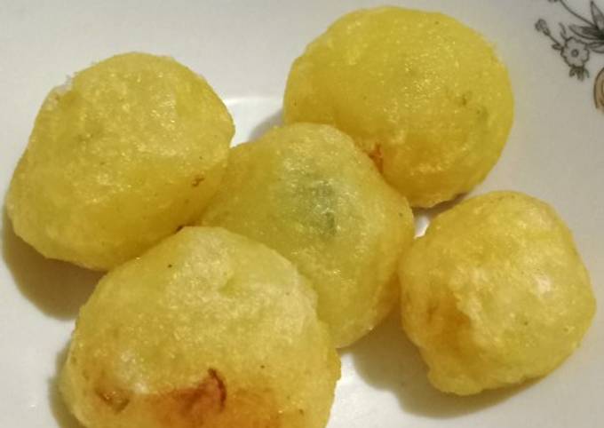 Resep Cemilan bola bola kentang oleh ade tri yuliani - Cookpad