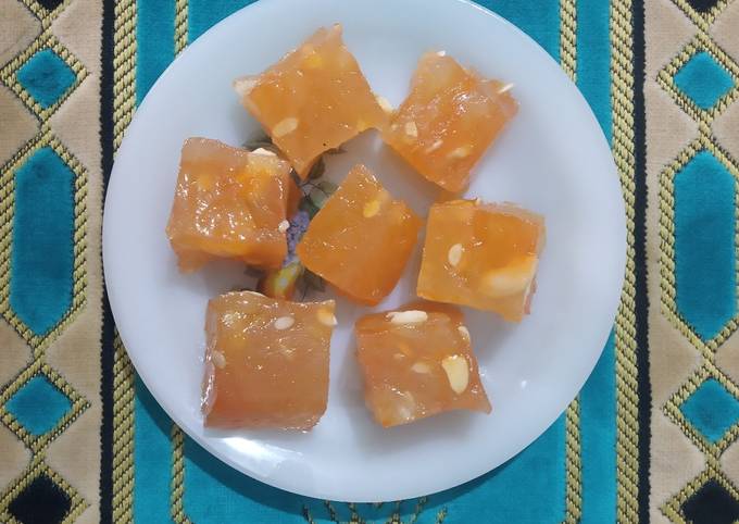 Mumbai Ka Famous Karachi Halwa Recipe by Aashiya Daiya - Cookpad