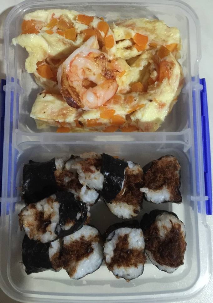 Resep Bento Sushi abon telur gulung oleh akusukamakan - Cookpad