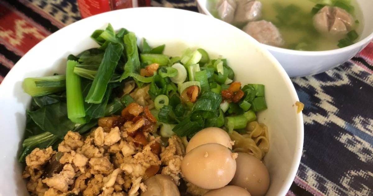 Mie Ayam Special Recipe by Rachma McTegg - Cookpad