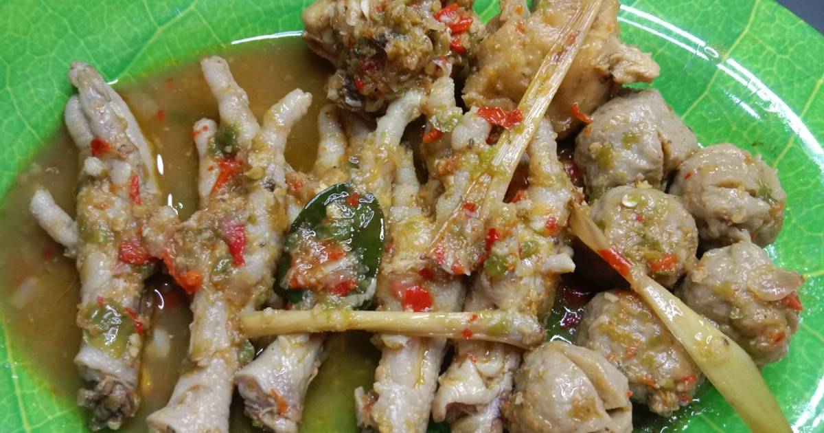 Resep Ceker bakso paha mercon oleh Lia Andani - Cookpad