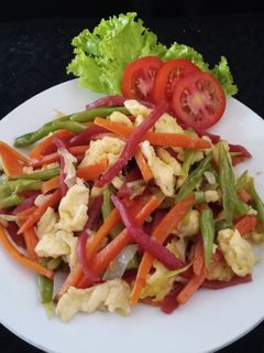 Resep Cumi Telur Orak Arik Cabe Garam oleh Chrisleen - Cookpad