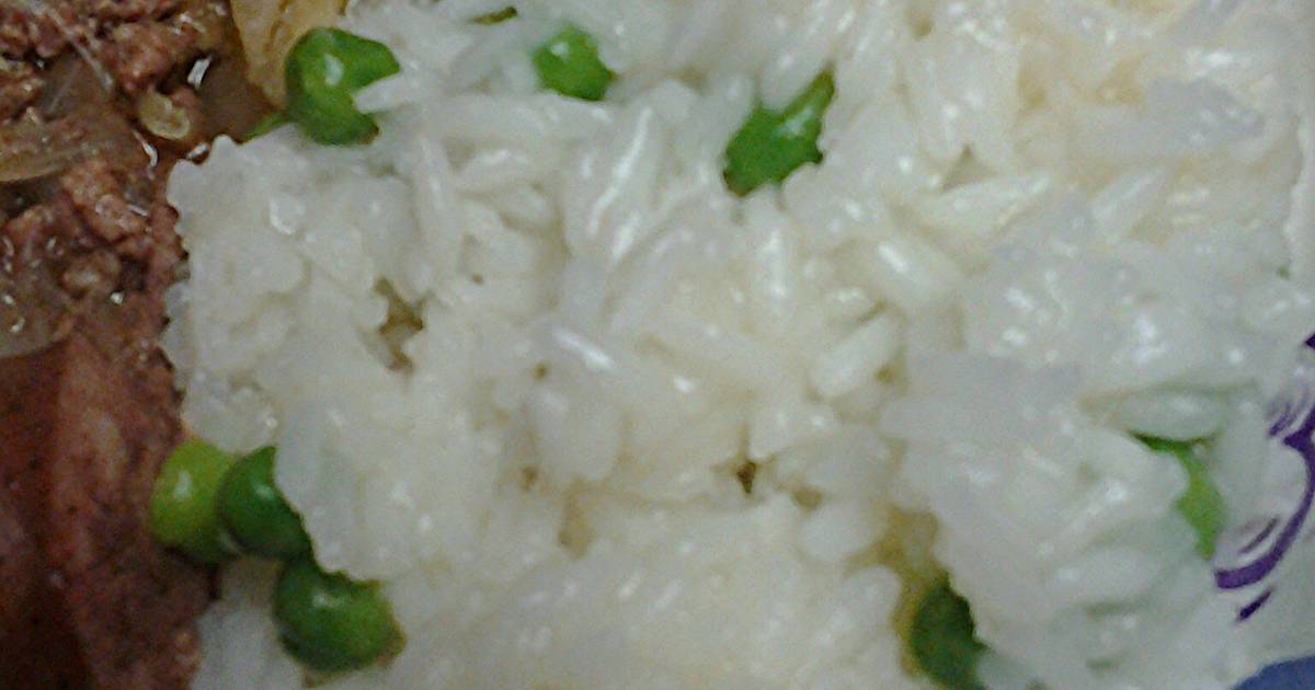Sweet kaffir leaf rice with peas Recipe by skunkmonkey101 - Cookpad