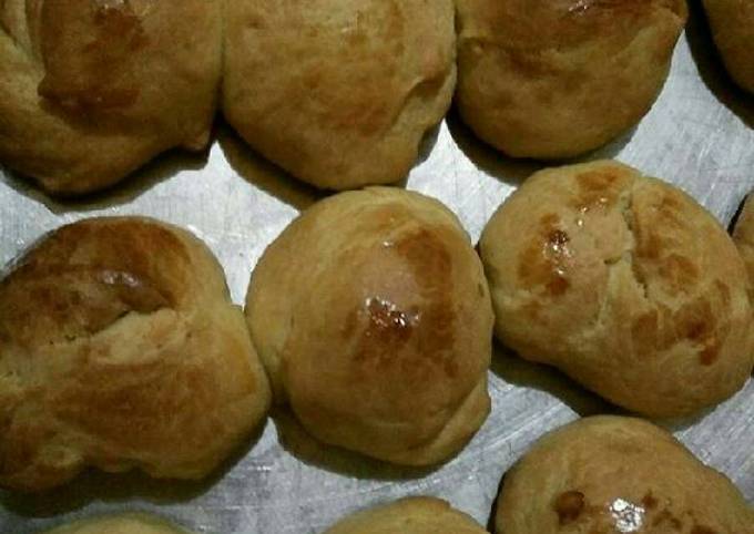 Resep Roti unyil gurih oleh sofie marlen - Cookpad
