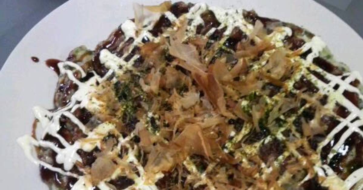 A Kansai Native's Light and Fluffy Okonomiyaki Recipe by cookpad.japan ...