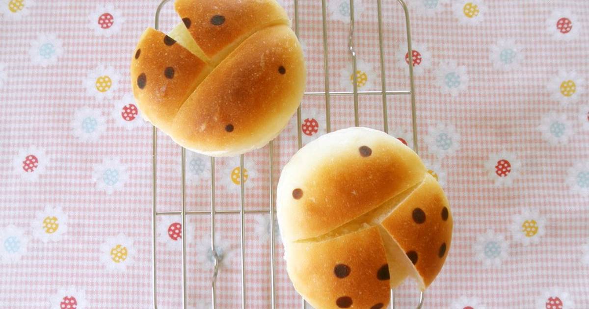 Ladybug Bread Rolls Recipe by cookpad.japan - Cookpad