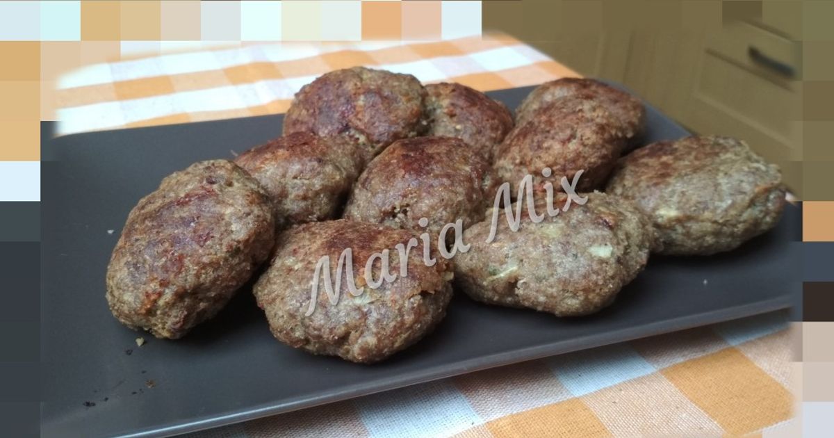 Μπιφτέκια με κιμά ανάμεικτο Συνταγή από τον/την Maria Mix - Cookpad