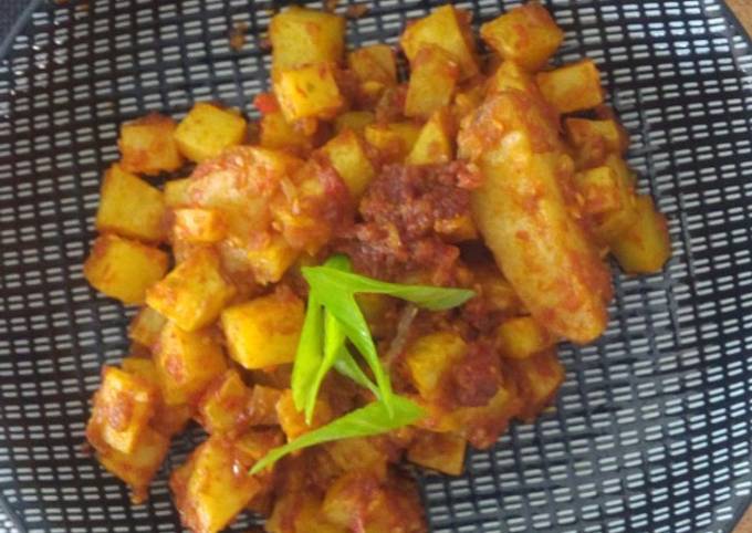 Resep Kentang Cabe Mager oleh 🌸Ekky🌸 - Cookpad