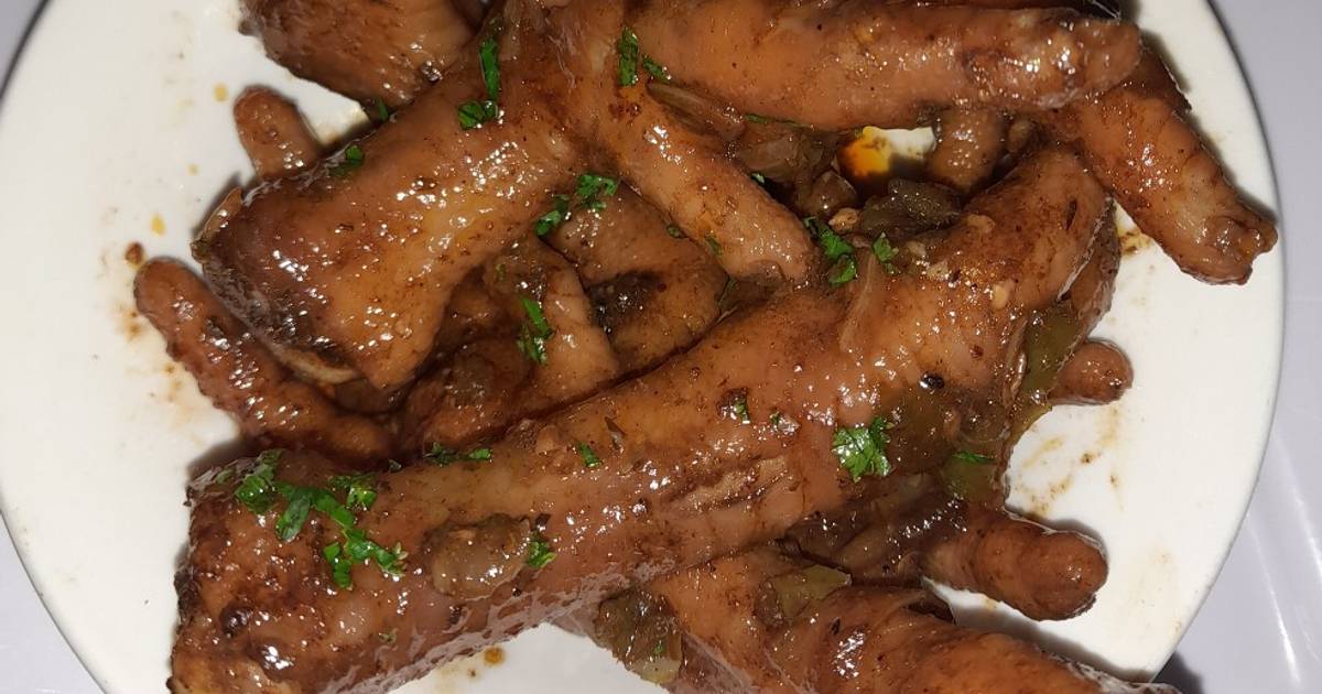 Chicken feet Recipe by Mthandazo - Cookpad