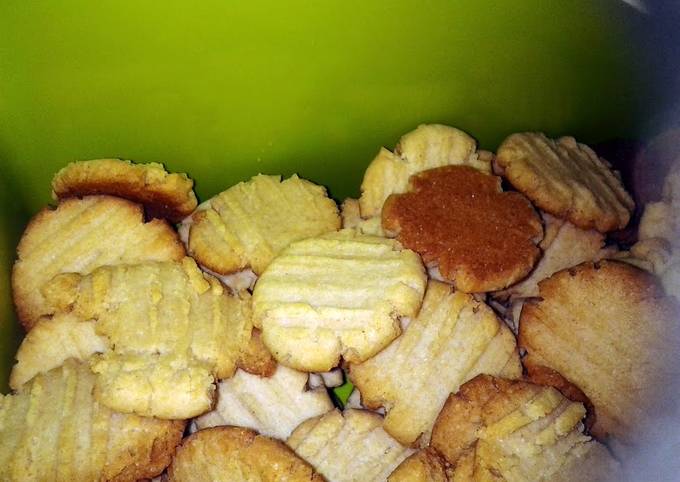 CONDENSED MILK BISCUITS Recipe by felicity Sikhulile Sibanyoni - Cookpad
