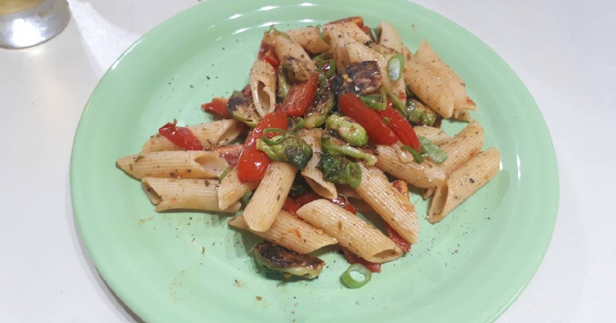 Mostacholes con cherrys y repollitos de Bruselas Receta de Pablo ...