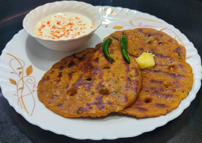 Bajri Jowar Thalipeeth Recipe by Ankita Bhavsar - Cookpad