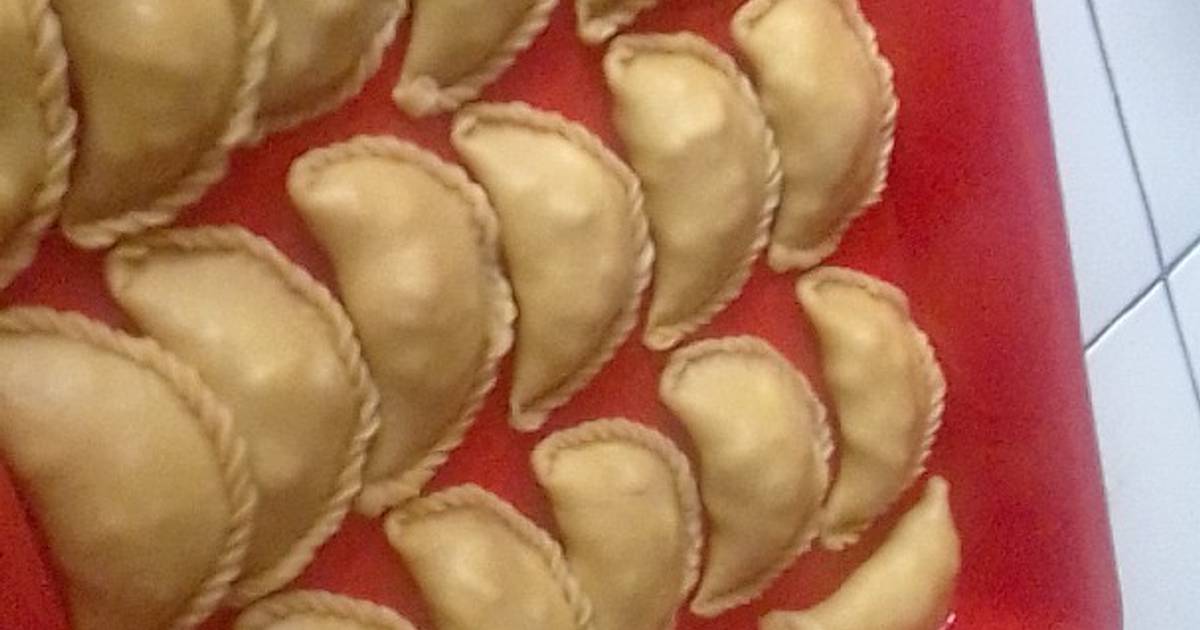 Resep Pastel rogut oleh mey ndolu - Cookpad