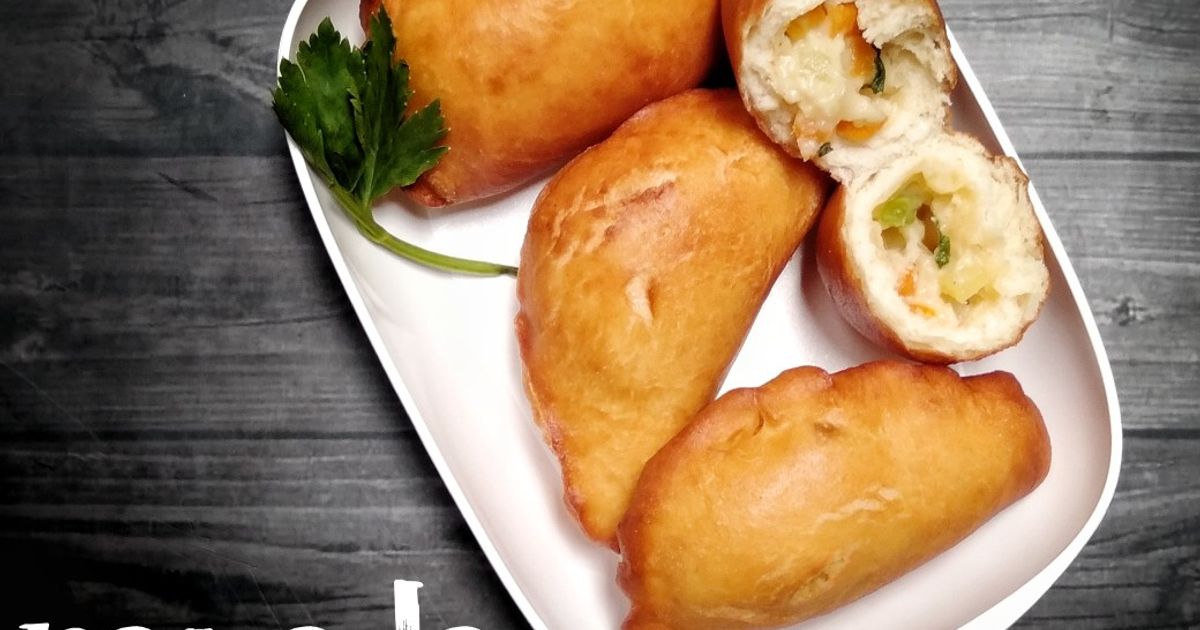 Resep Panada/ Roti Goreng Isi Ragout Ayam oleh Wilda Wily - Cookpad