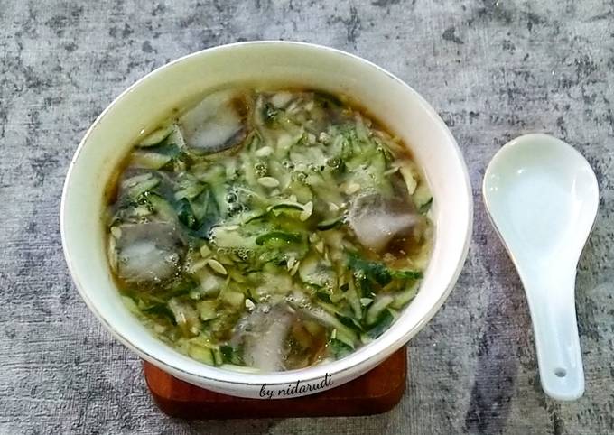 Resep Es Rujak Uyup Timun oleh nidarudi - Cookpad