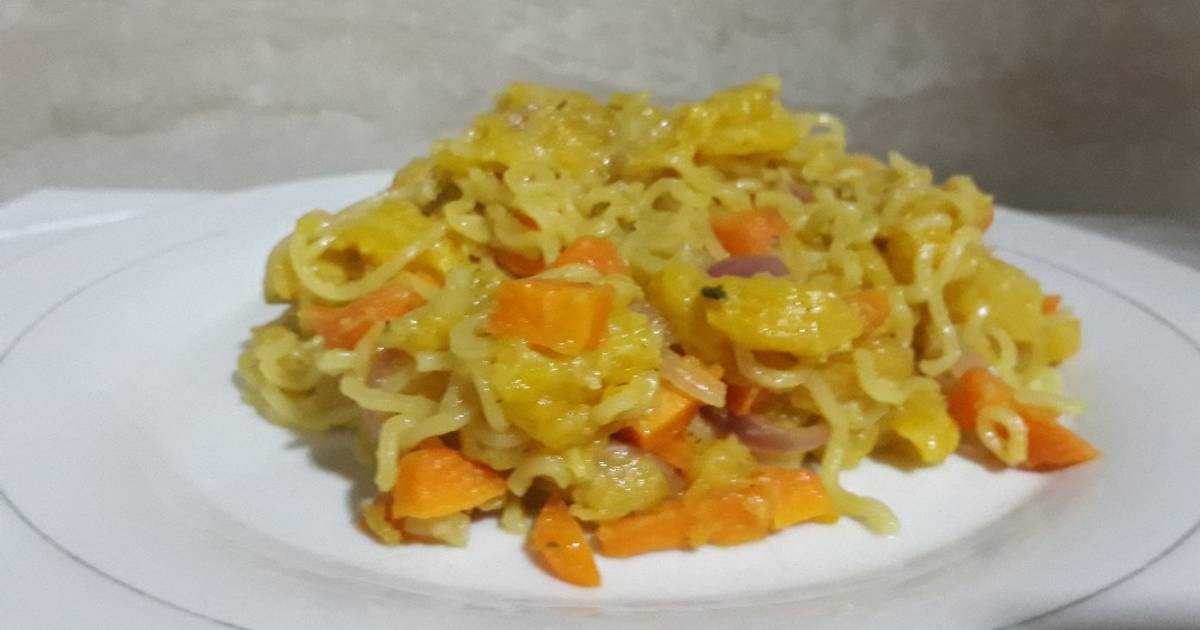 Indomine with ripe plantain and carrots Recipe by Peace - Cookpad