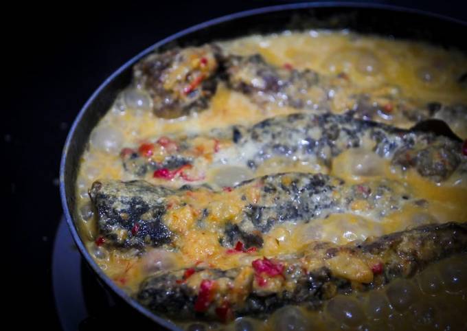 Resep Pecak Lele oleh Ismaniar Kurniasih - Cookpad
