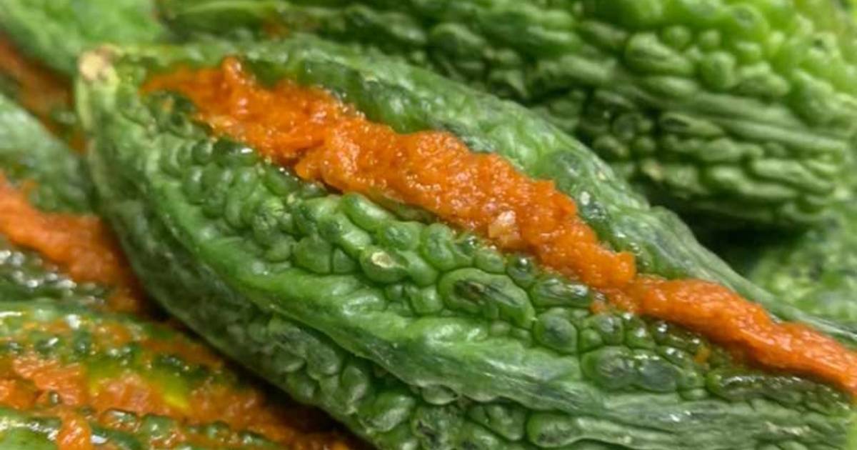 Stuffed karela Recipe by diya kaur - Cookpad