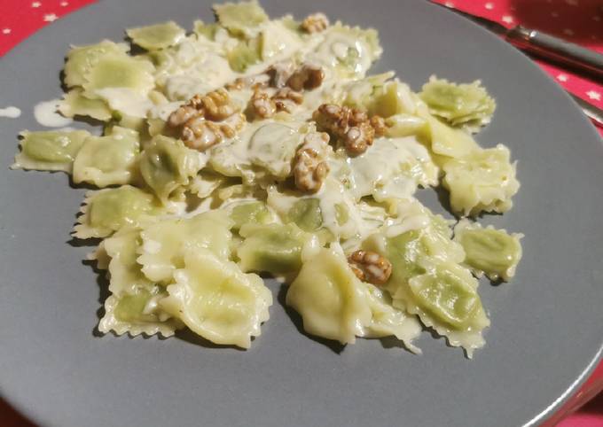 Ravioles sauce aux noix de Lo Reine - Cookpad