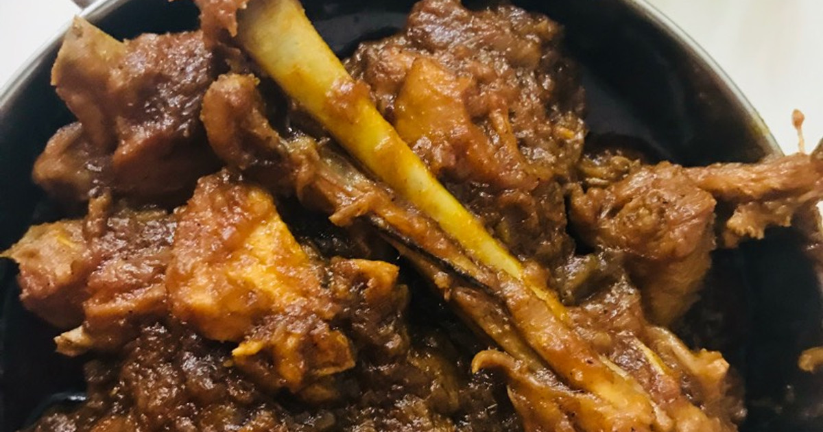 Sindhi Style Chicken Sukka Recipe by Khushi Udhani - Cookpad