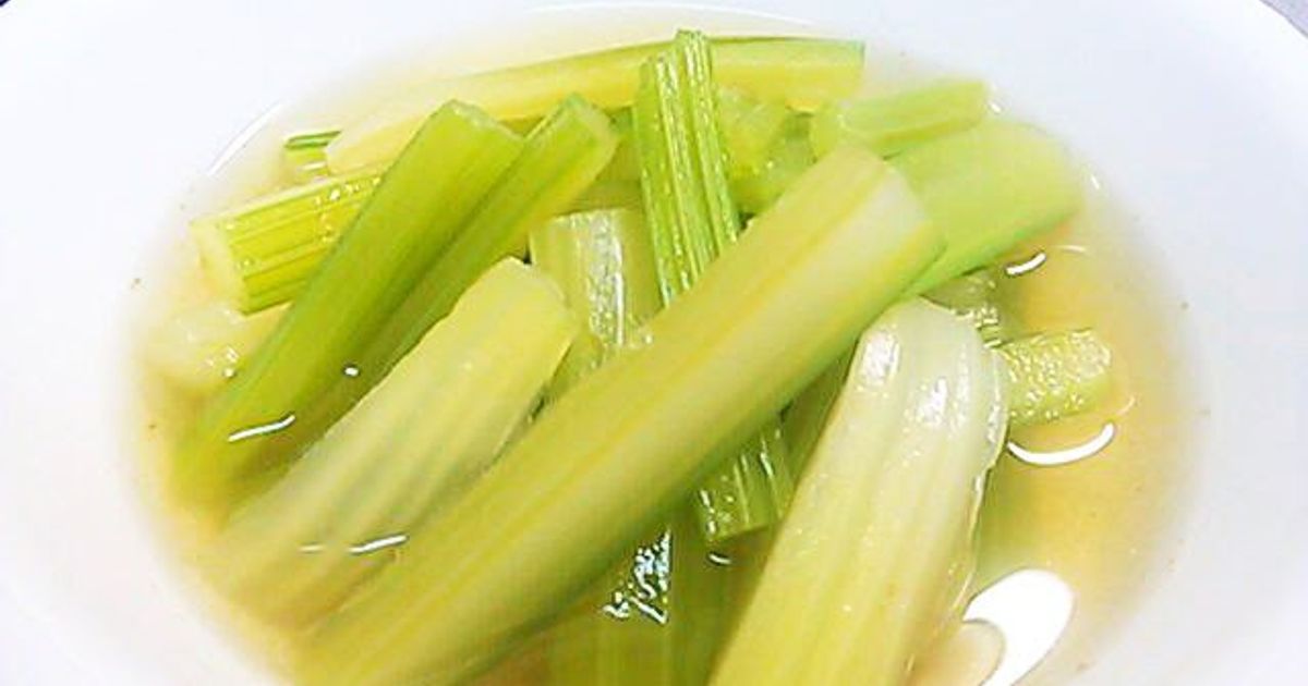 Celery Steamed In Konbu Tea Recipe by cookpad.japan