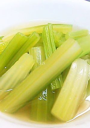 Celery Steamed In Konbu Tea Recipe by cookpad.japan