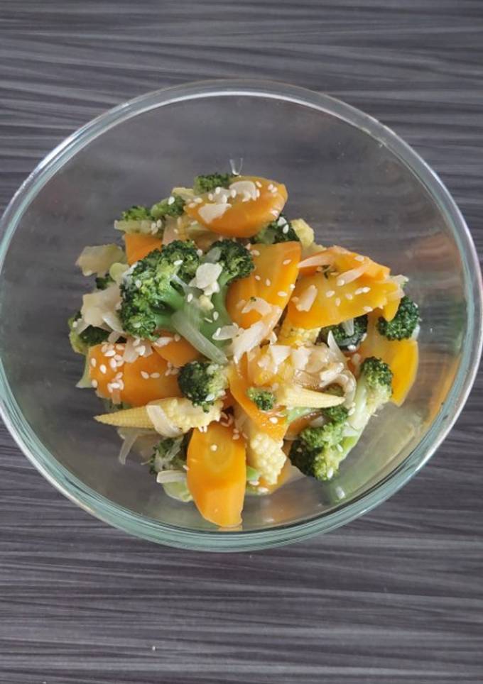 Resep Tumis Brokoli Wortel Putren oleh Dapur B'wish - Cookpad