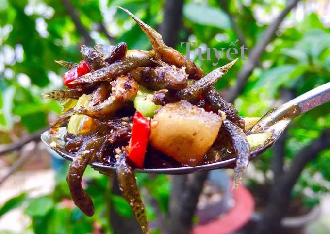 Cách Làm Món Cá bống trứng kho tiêu của Trần Minh Tuyết - Cookpad