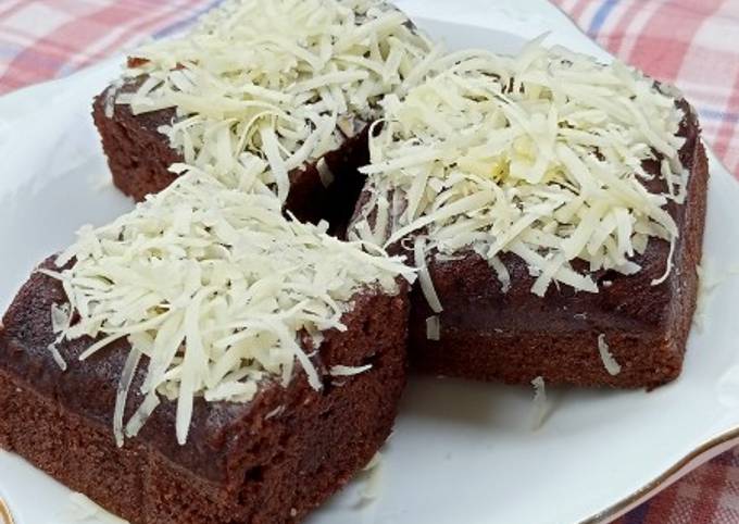 Resep Cake Potong Coklat oleh 𝗕𝘂𝗻𝗱𝗮 𝗞𝗶𝗿𝗮𝗻𝗮 - Cookpad