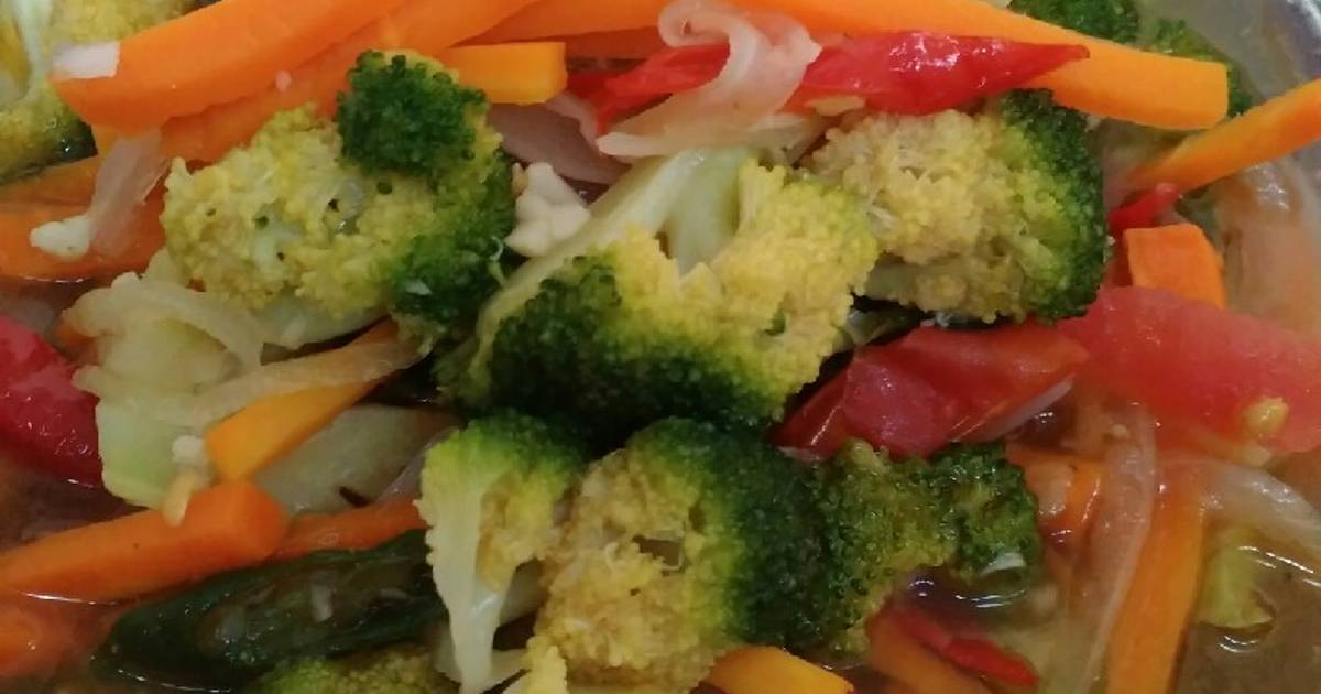 Resep Sayur brokoli wortel saus tiram#BikinRamadanBerkesan oleh Atikah ...