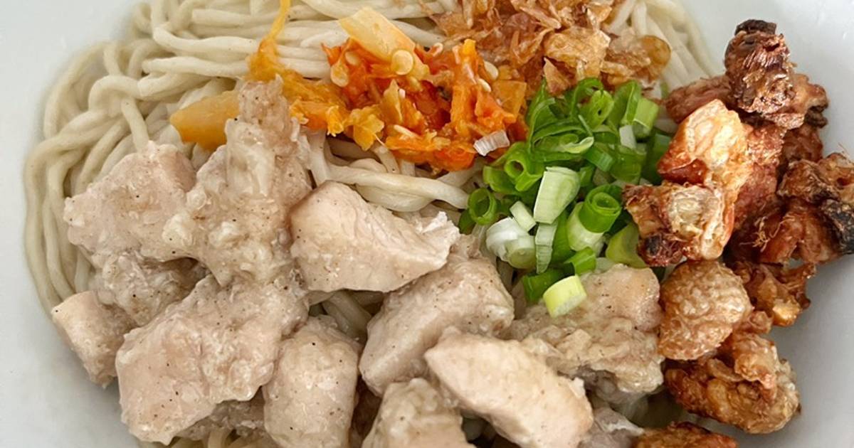 Resep Mie Yamien Ayam Bakso oleh Aqmarina Vaharani - Cookpad