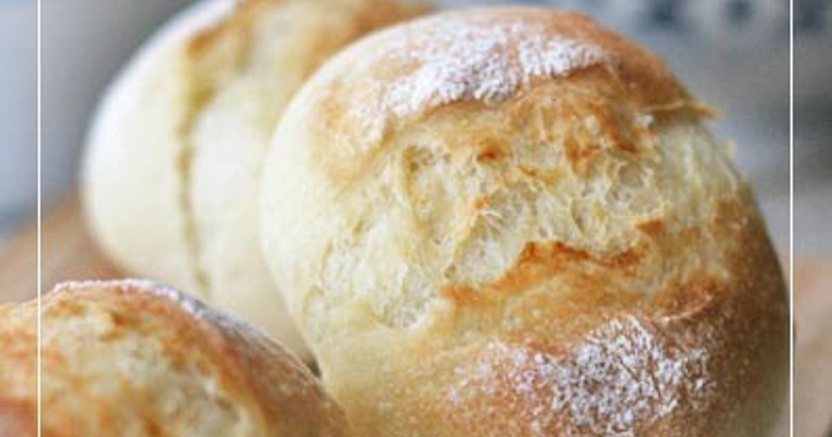 Petit French Rolls (Crispy Crust But Light And Fluffy Inside) Recipe By ...