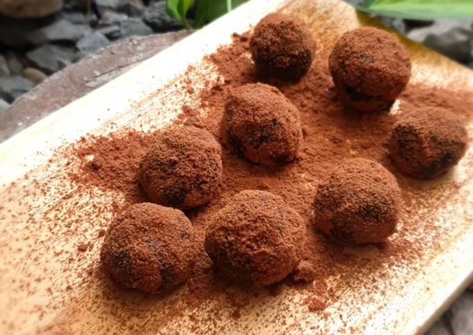 Resep 29.Chocolate Truffle 2 bahan oleh Tabitha's Kitchen🇲🇨🇳🇱 - Cookpad
