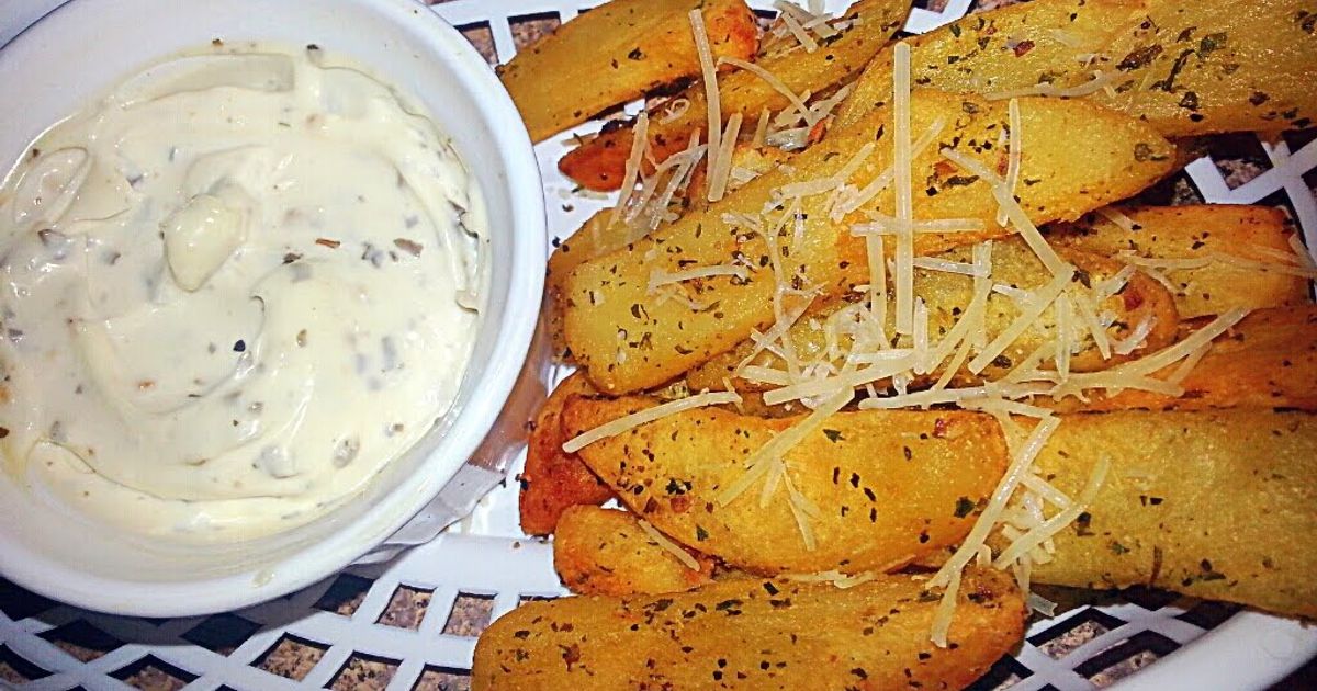 Garlic Herb Parmesan Fries & * Pesto Garlic Aioli* Recipe By Summerplace