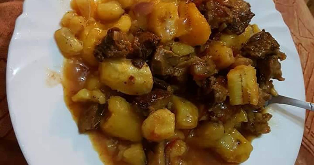 Matoke and beef stew Recipe by hellen odongo - Cookpad