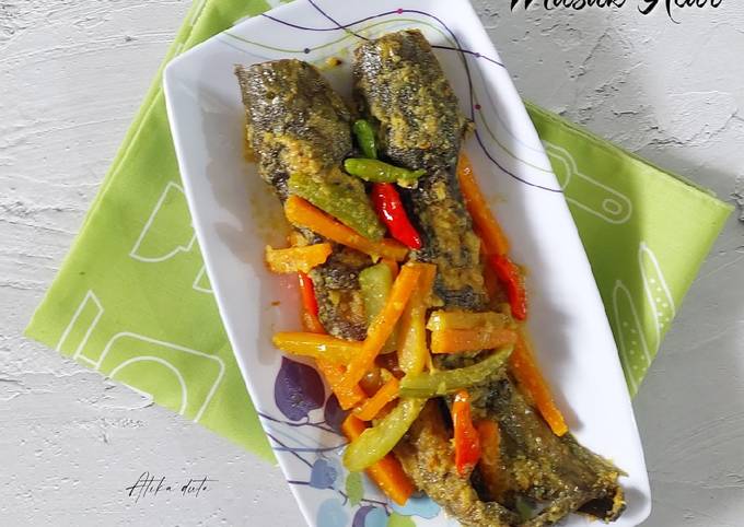Resep Ikan Lele Masak Acar oleh Atika Duta - Cookpad
