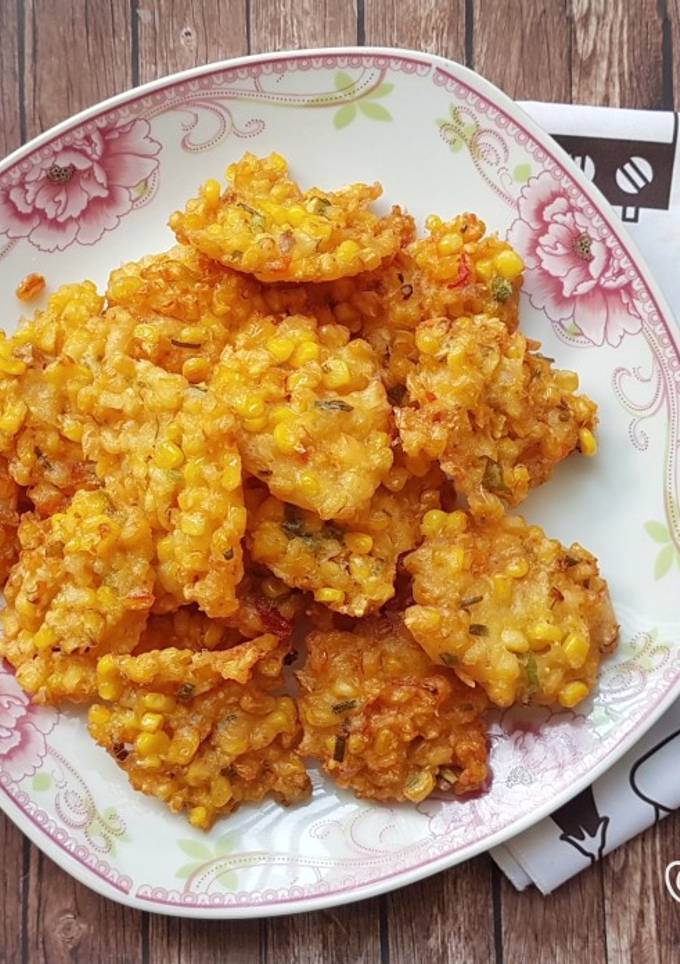 Resep Dadar Jagung Khas Surabaya (Bakwan Jagung) oleh Tituk SK - Cookpad
