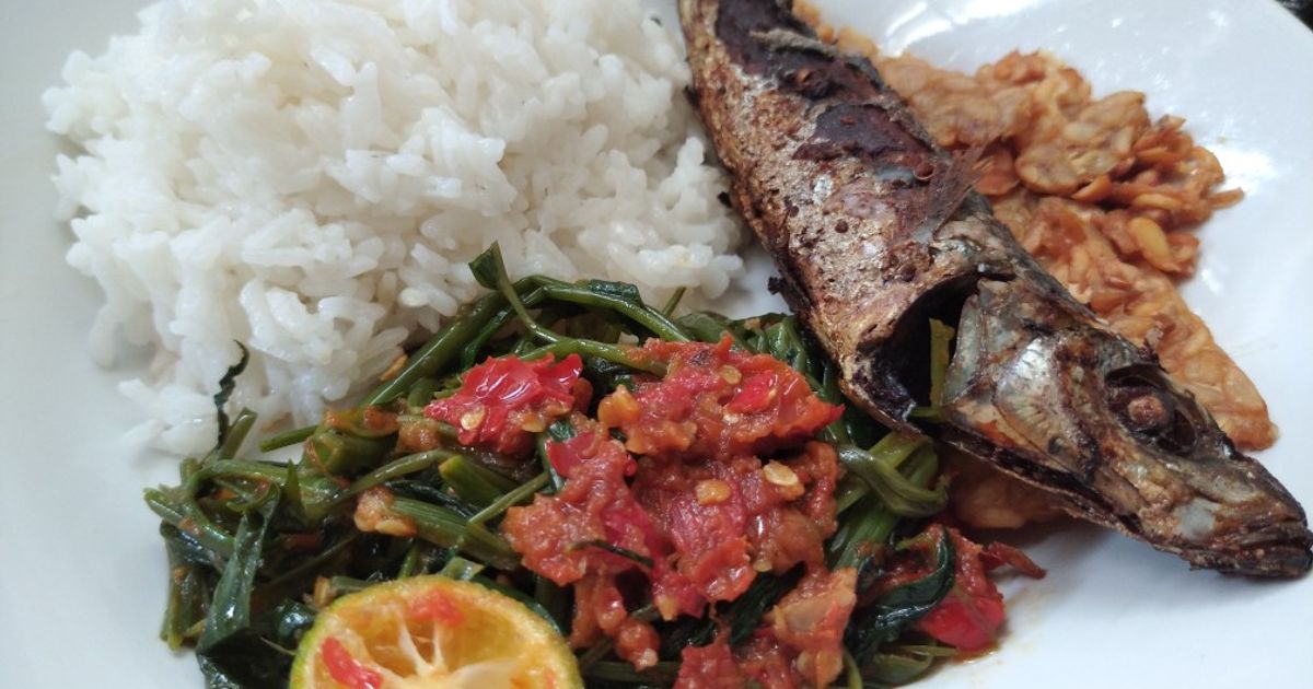 Resep Nasi Plecing Tumis & Ikan Goreng (Hasil Kuras Kulkas) oleh Dapur ...