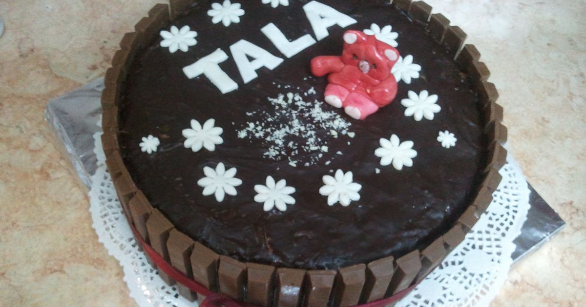 Chocolate Cake With Kit Kat Recipe By Princess.Shaima