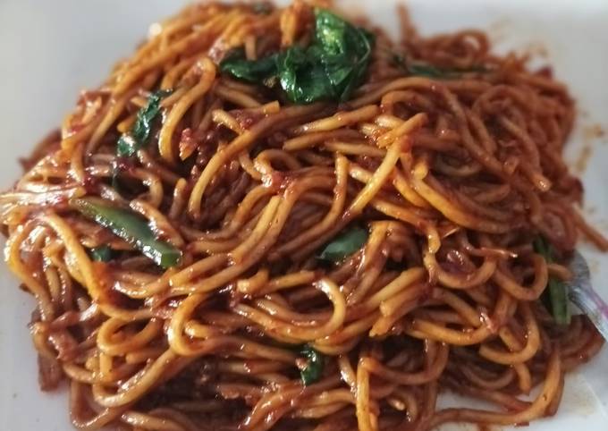 Resipi Mee goreng simple oleh Dapur Shah - Cookpad
