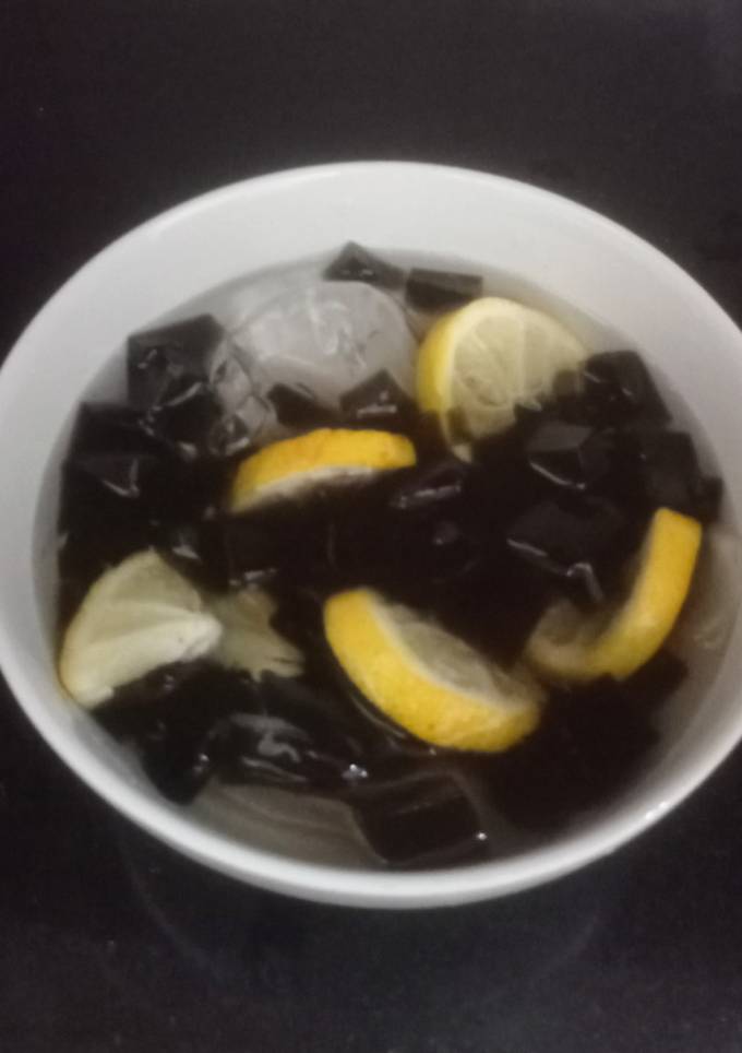 Resep Es Cincau Lemon segeer oleh Utami Kristiono - Cookpad