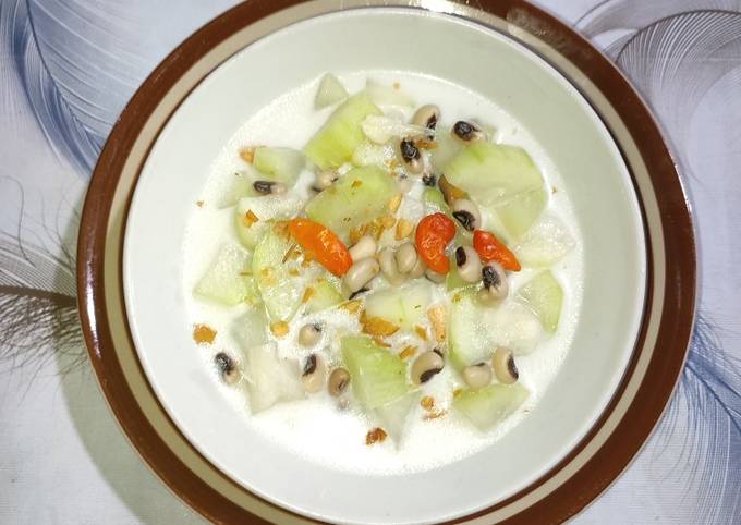 Resep Lodeh Labu Putih Kacang Tolo oleh Widjie Astuti - Cookpad