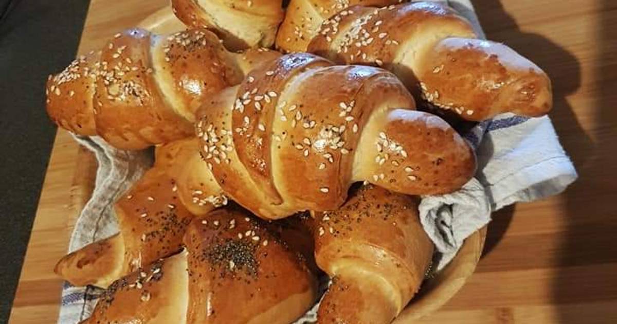 Vajas kifli | Agnes Borbely-Kovacs receptje - Cookpad receptek