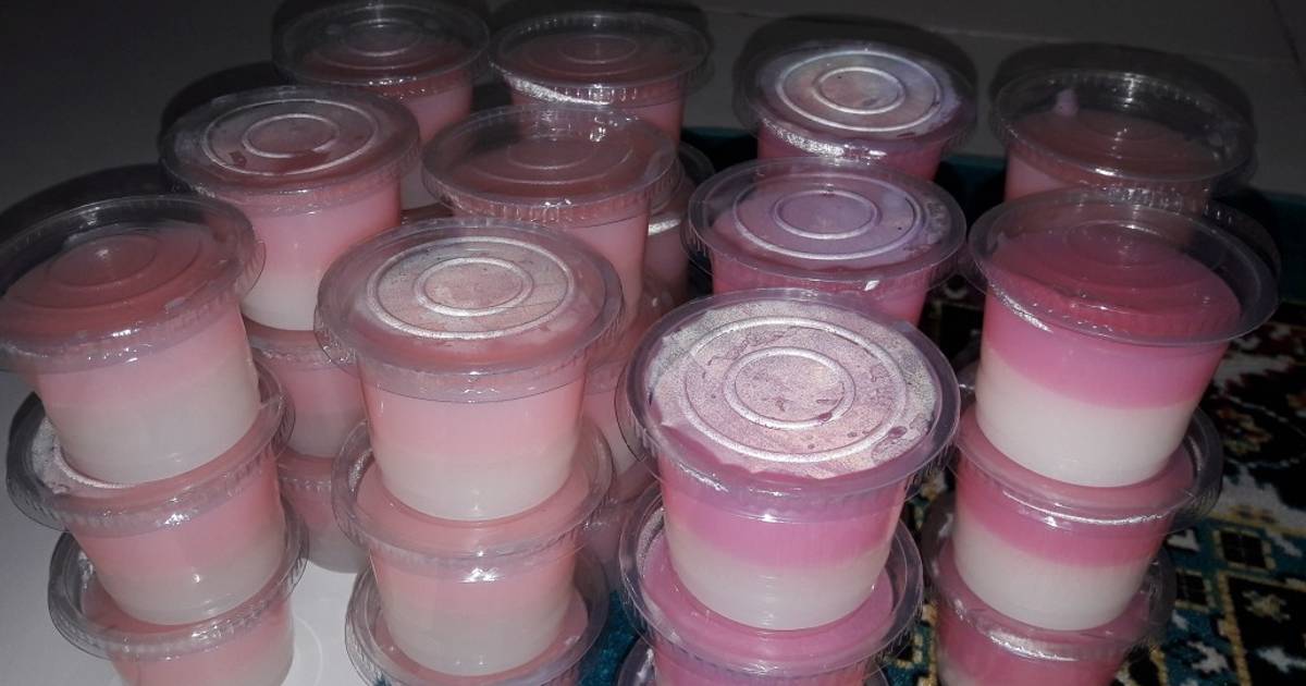 Resep Puding cup simple oleh Novie - Cookpad