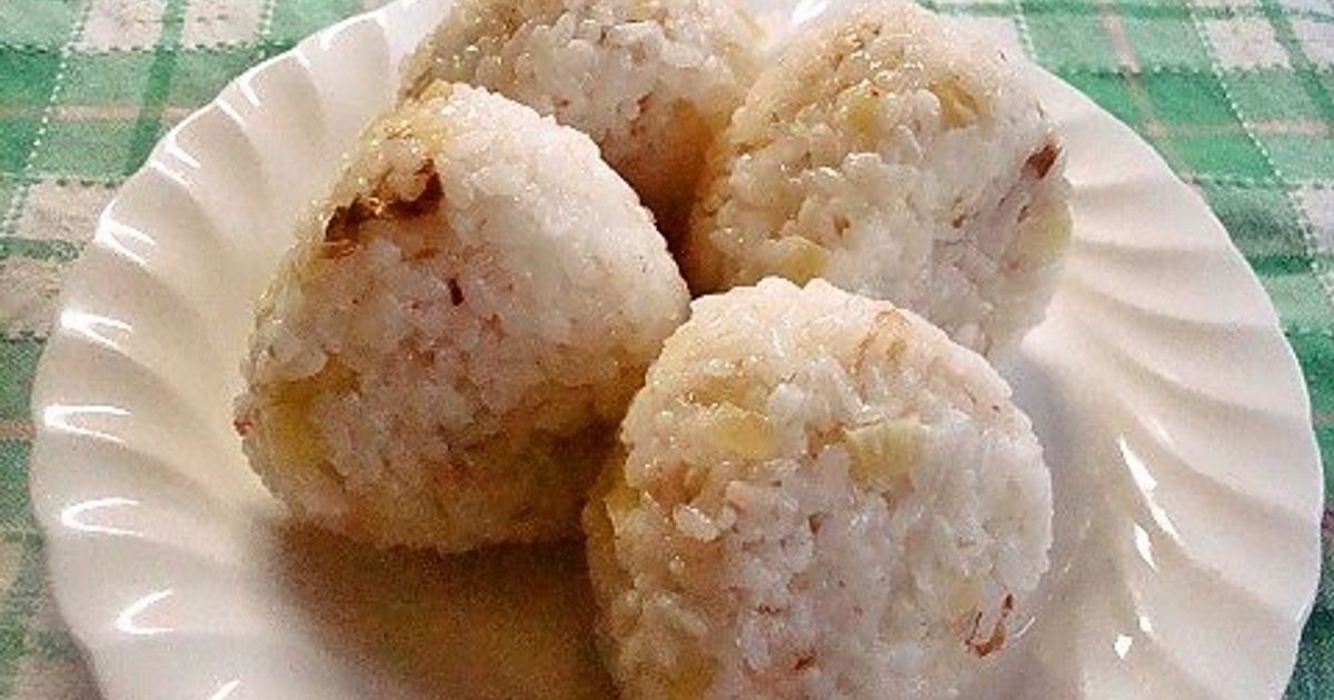Onigiri Rice Balls With Takuan And Mayonnaise Recipe By Cookpad.Japan
