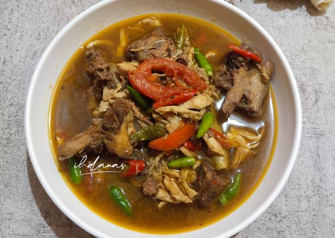 Resep Sogul (Sop Gulai) Ayam Khas Jogja oleh ihdanas - Cookpad