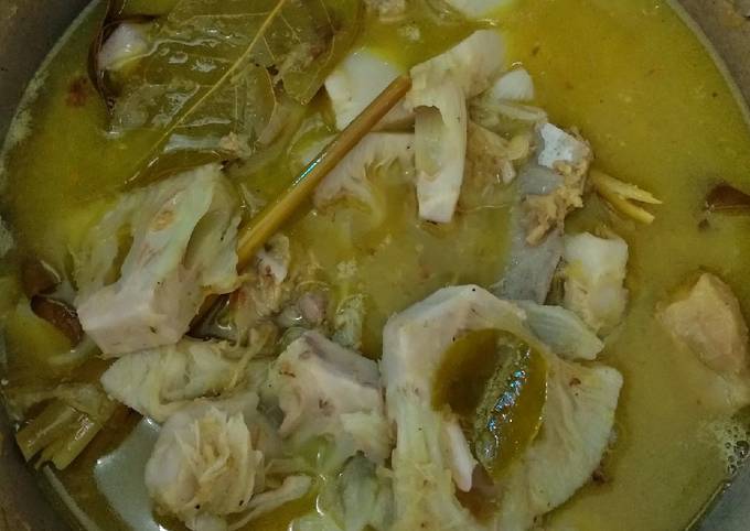 Resep Jukut balung atau Sayur nangka tulang babi oleh paon_made - Cookpad